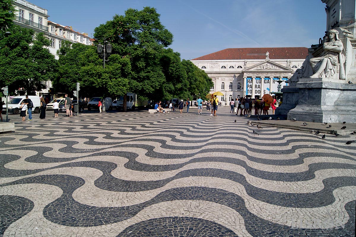 The Origins of the Portuguese Pavement • getLISBON